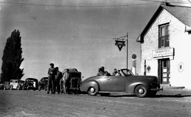 Willey House Stories Part 11 – Origins of Wright’s Cherokee Red - Frank ...