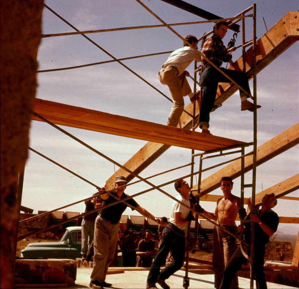 PAVILION IN CONSTRUCTION - Frank Lloyd Wright Foundation