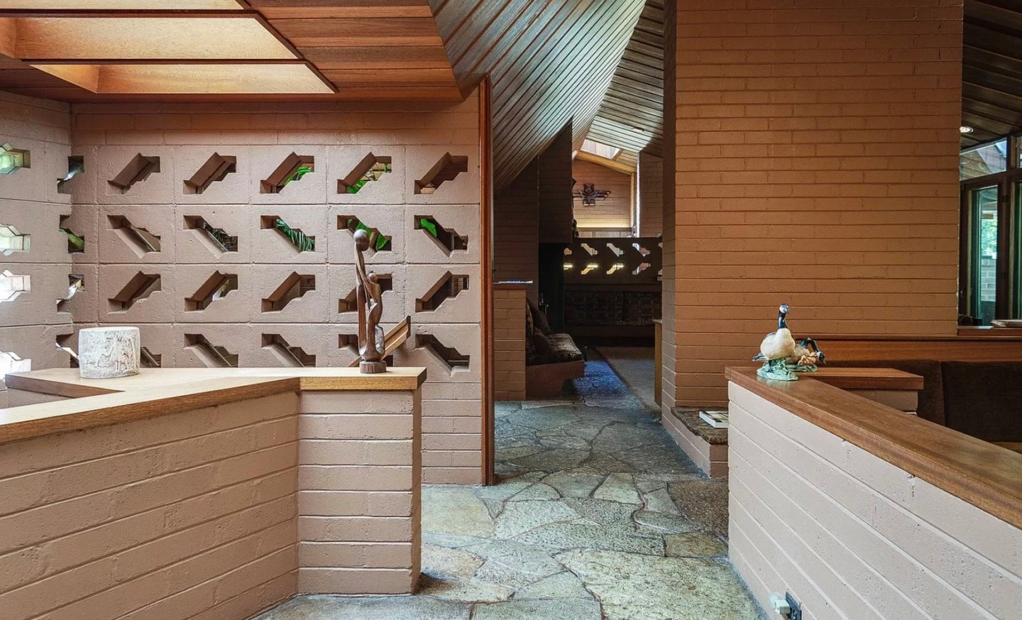 Frank Lloyd Wright's Carr House for Sale in Illinois - Frank Lloyd ...