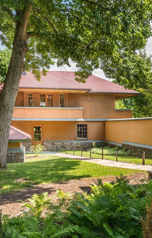 Buffalo Photographer Ventures to Graycliff - Frank Lloyd Wright Foundation