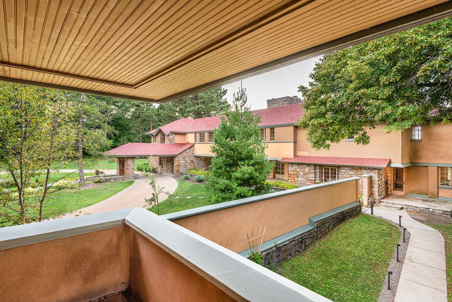 Buffalo Photographer Ventures to Graycliff - Frank Lloyd Wright Foundation