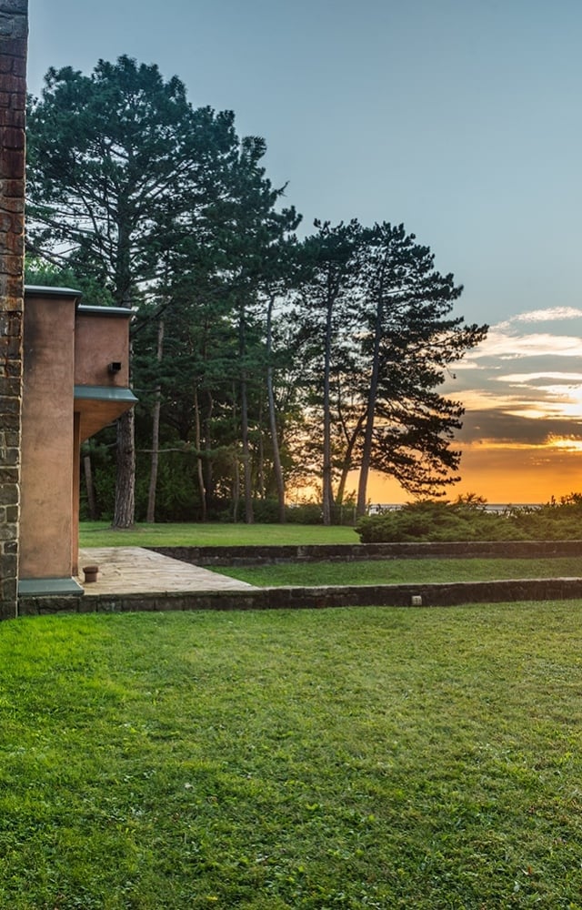 Buffalo Photographer Ventures to Graycliff - Frank Lloyd Wright Foundation