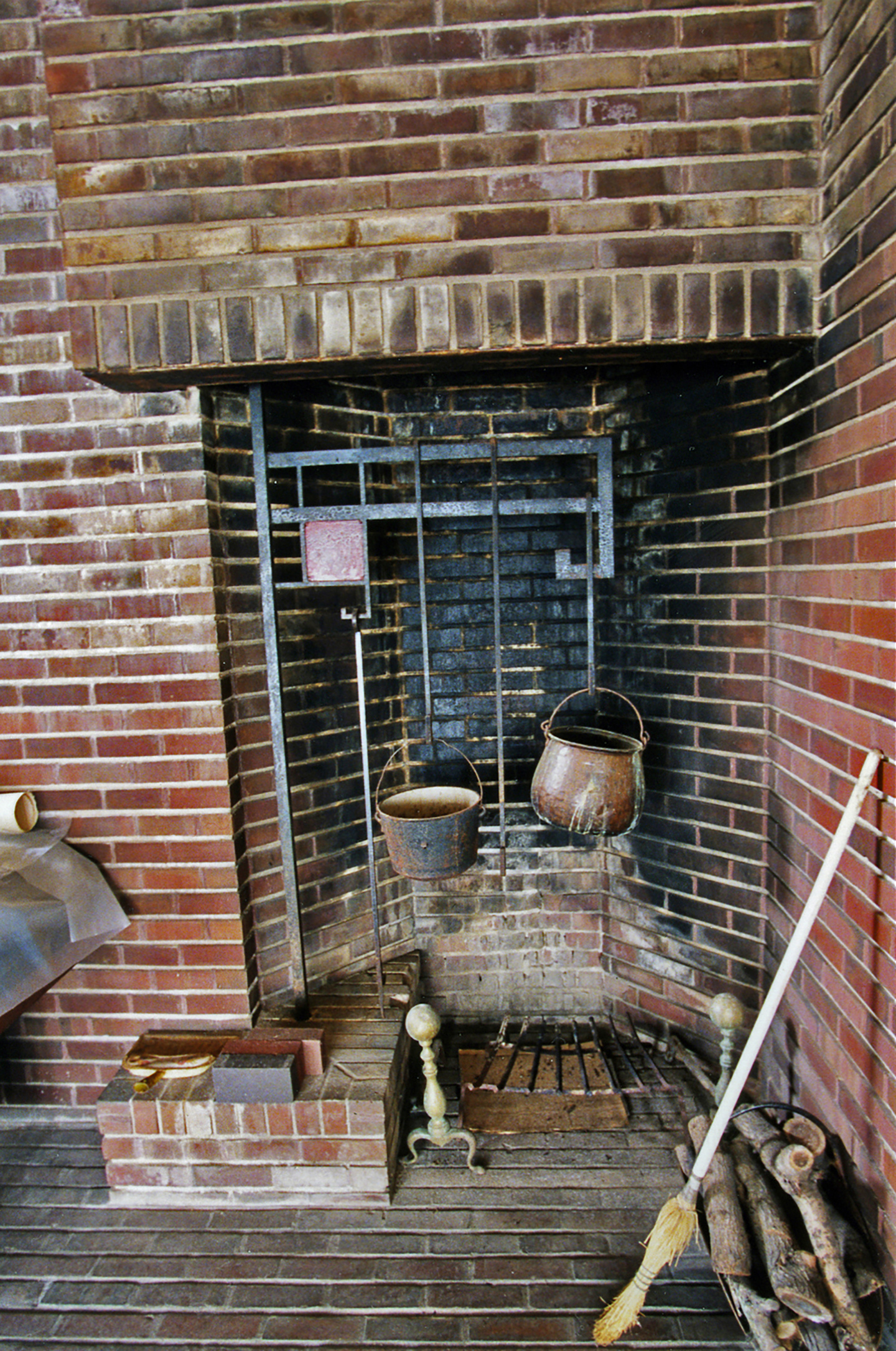 Willey House Stories Part 22: Calling the Kettle Back—Chapter 1: The ...